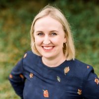 About – Elise Lawrence